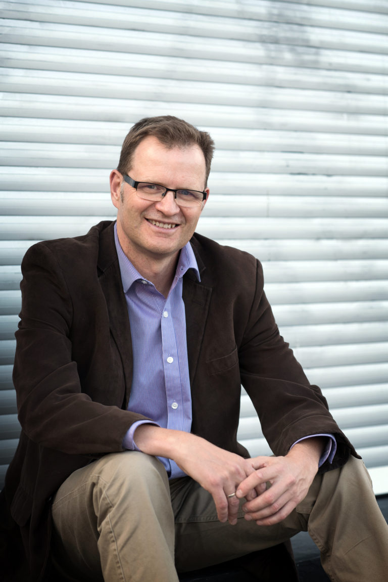 Contact | David Leach